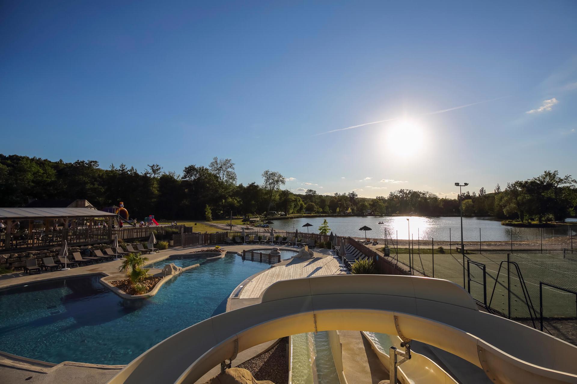 Responsable Réception F/H - Emploi saisonnier 6 mois à Pomport | Yelloh ...