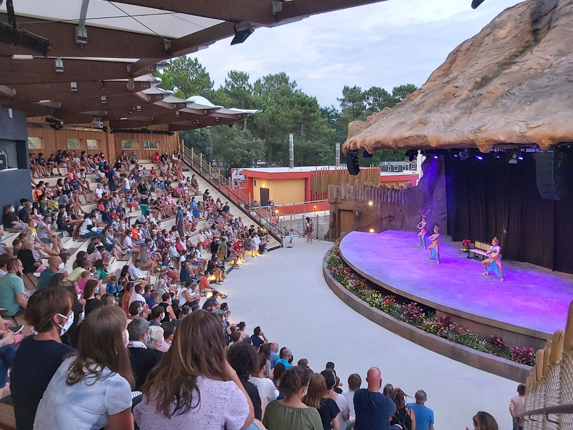 Animateur Artiste F/H - CDD 2 mois à Labenne | Yelloh Village Sylvamar